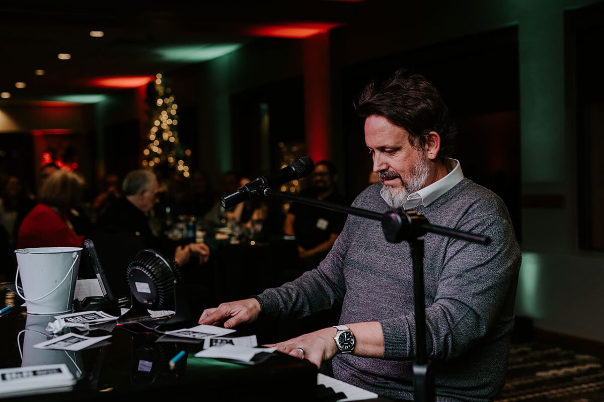 HiFi Productions | Dave Damm | Dueling Pianos & Wedding DJ